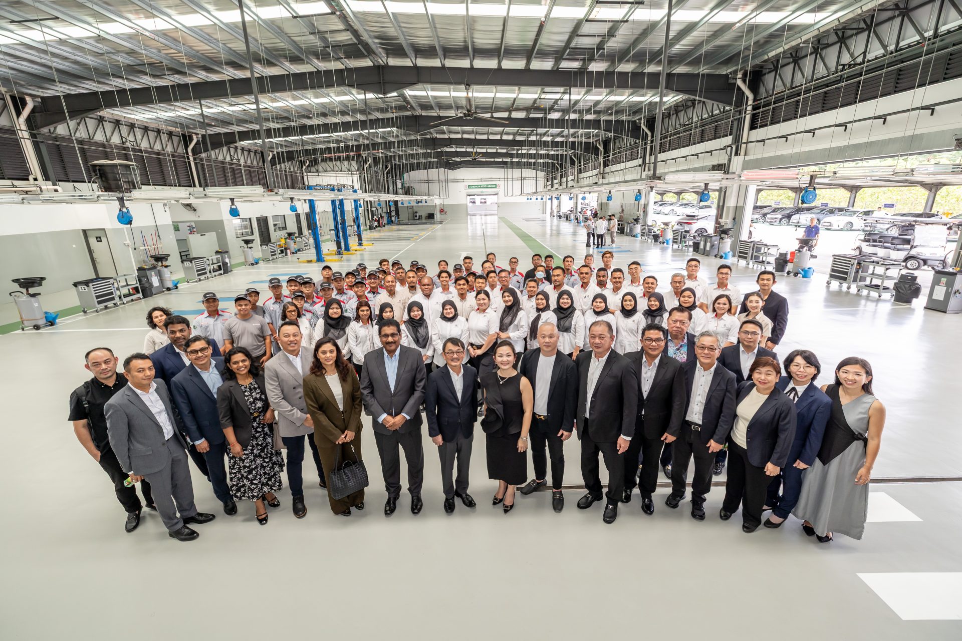 Hong Huat Automobile opens Biggest Toyota 4S Centre in Kluang - Auto ...